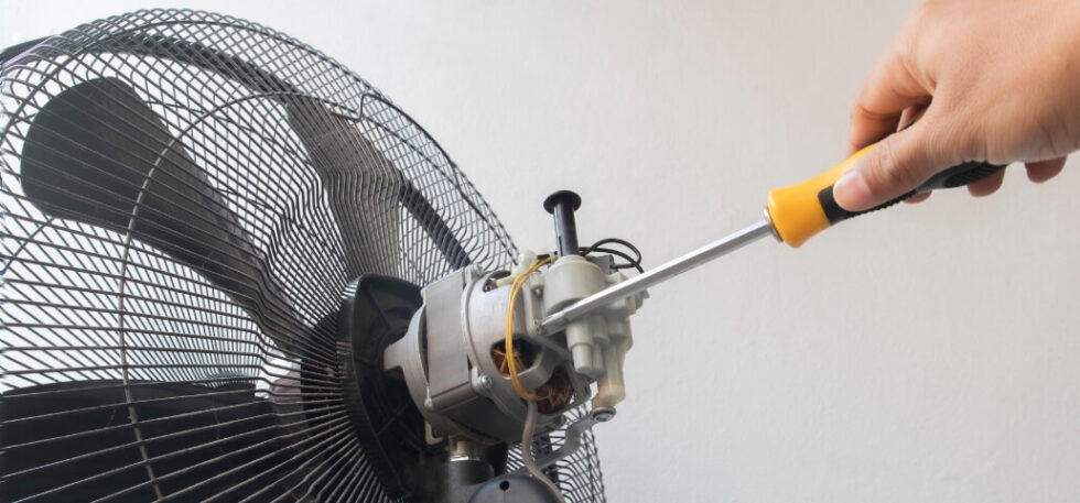 How Does an Electric Fan Work - CRAFTED CHRONICLE